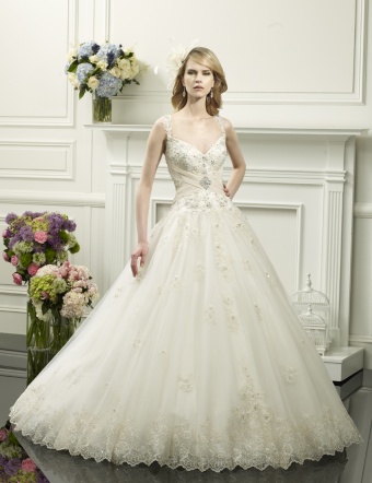 Choosing the perfect wedding dress for your body type | Insider Tips ...